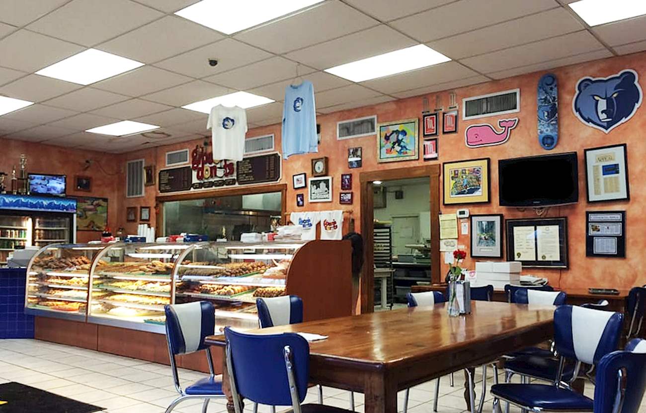 Gibson’s Donuts | TasteAtlas | Recommended authentic restaurants