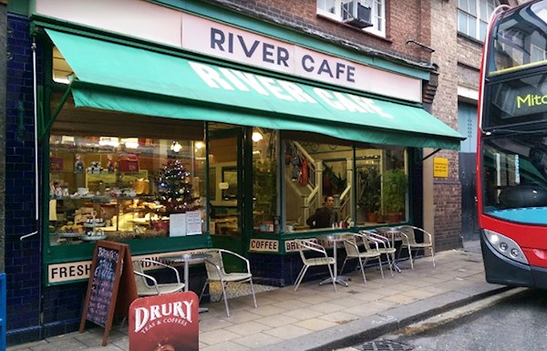 The Best Restaurants in London Serving Sweet Pies | TasteAtlas