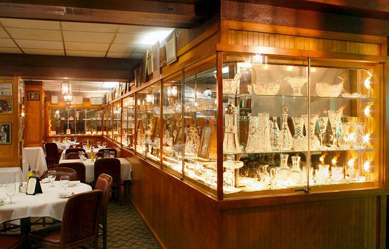 Gaido's Seafood Restaurant | TasteAtlas | Recommended authentic restaurants