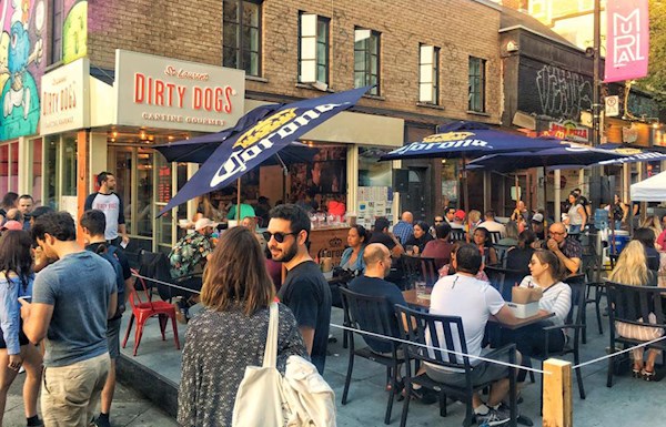 The Best Restaurants in Canada Serving Hot Dogs | TasteAtlas