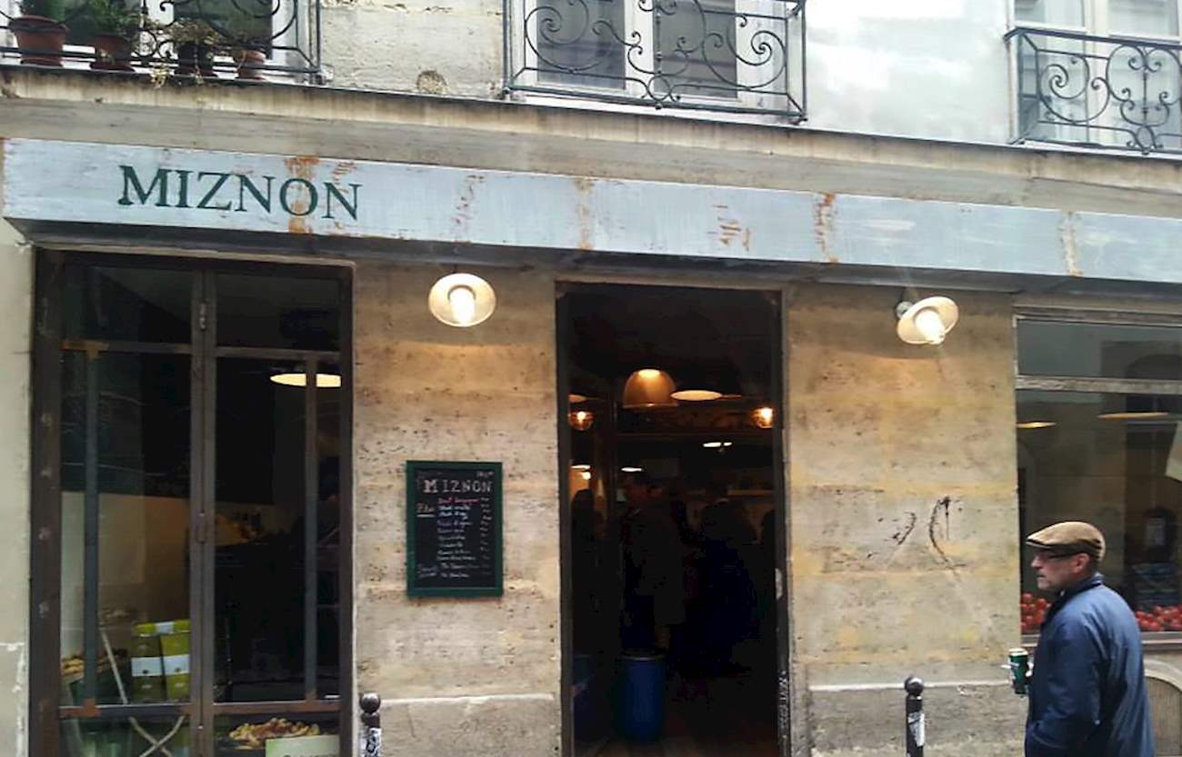 Miznon Paris | TasteAtlas | Recommended authentic restaurants