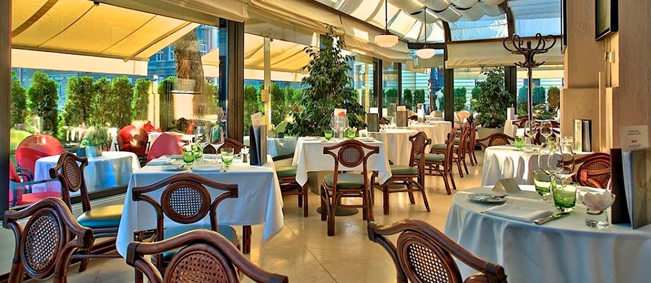 Le Bistro Esplanade | TasteAtlas | Recommended authentic restaurants