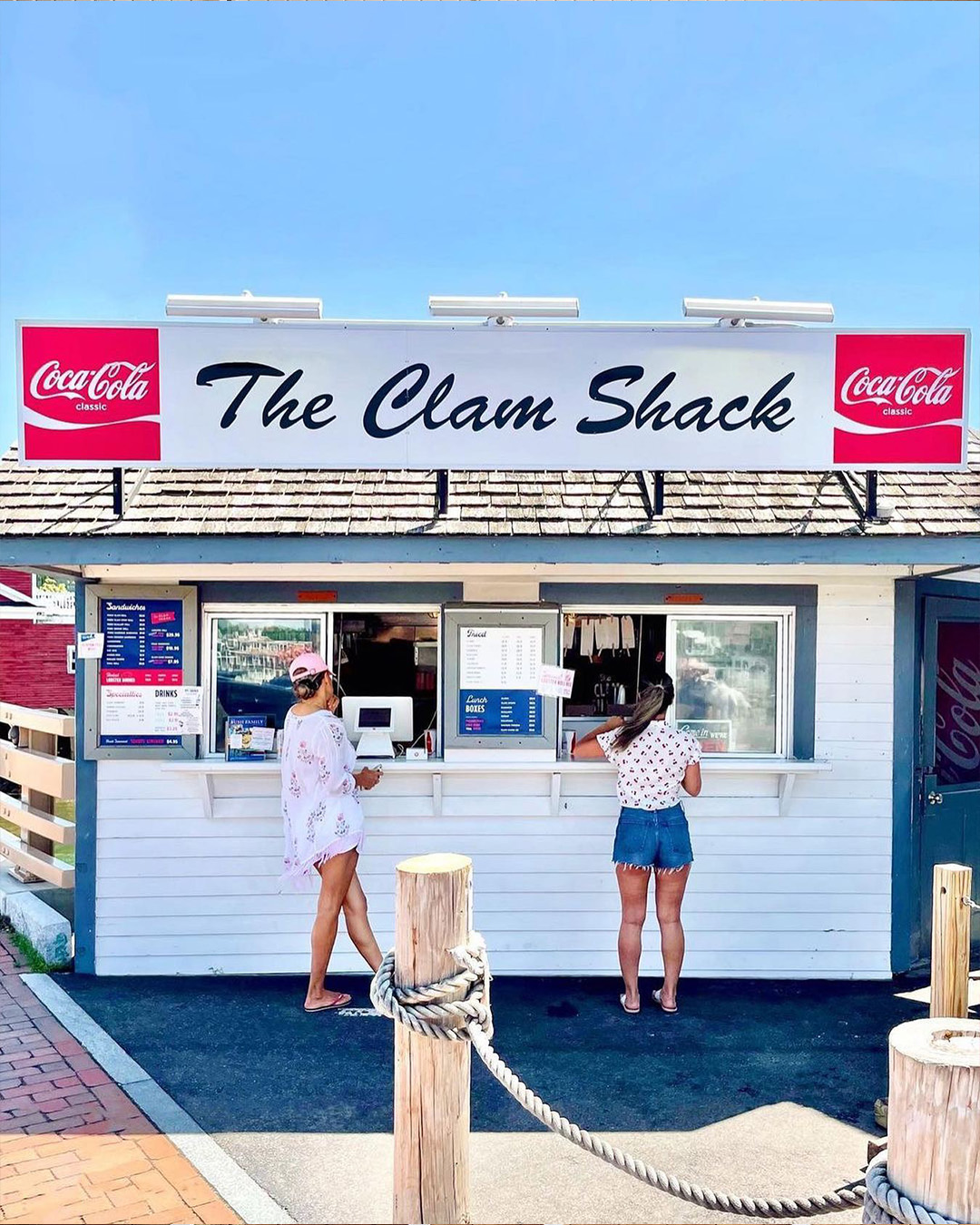 Clam shack store