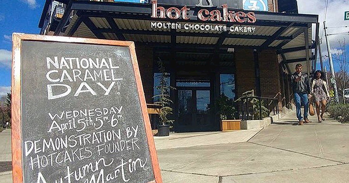 Hot Cakes | TasteAtlas | Recommended authentic restaurants