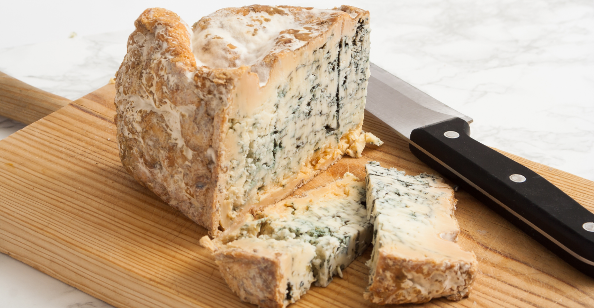 Queso de Valdeón | Local Cheese From Posada de Valdeón, Spain