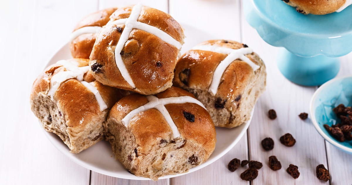 Hot Cross Buns | Traditional Sweet Bread From England, United Kingdom